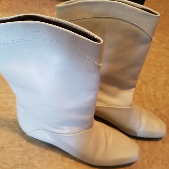 Shoes | Vintage Cream Colored Boots | Poshmark